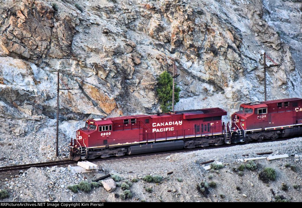 CP 8900 WB CN Ashcroft Sub